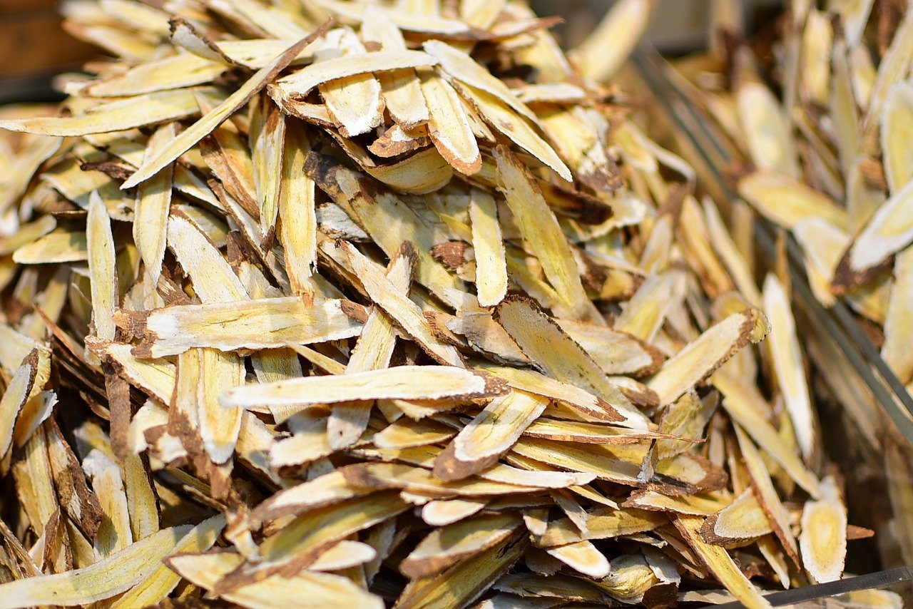 Süssholzwurzel = Lakritze |Selbstheilung Online